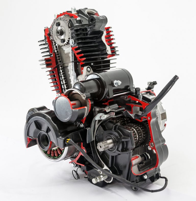 Desvelando los secretos del motor AKT RE 200 - CDA Previ